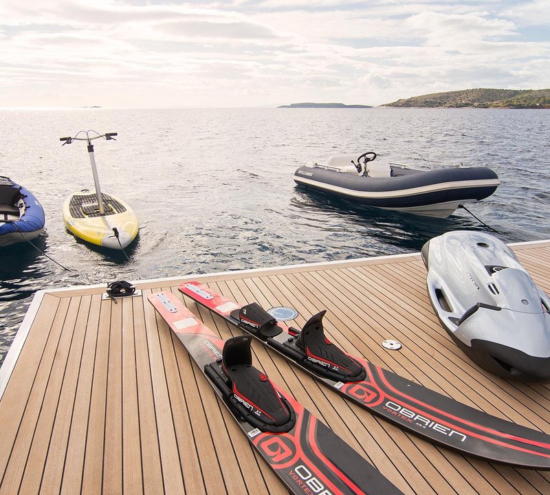 Swim Platform Image Gallery - Swim Platform - SY SEA STAR - Swim ...